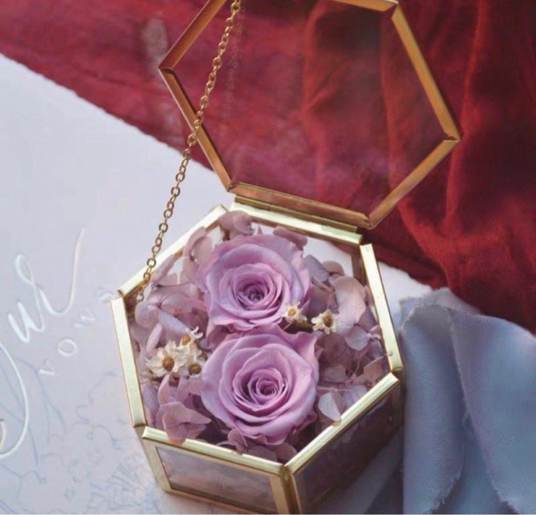 Wedding/ Proposal/ ROM ring box with preserved flowers, Hobbies & Toys ...