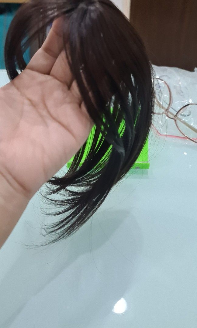 Wig nutup botak dan uban . Ada pilihan warna coklat tua dan light brown ...