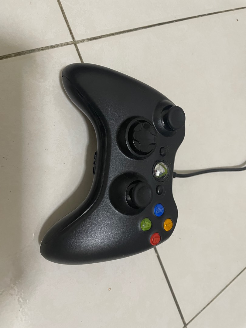 Xbox360 PC gaming controller, Video Gaming, Gaming Accessories, Controllers on Carousell
