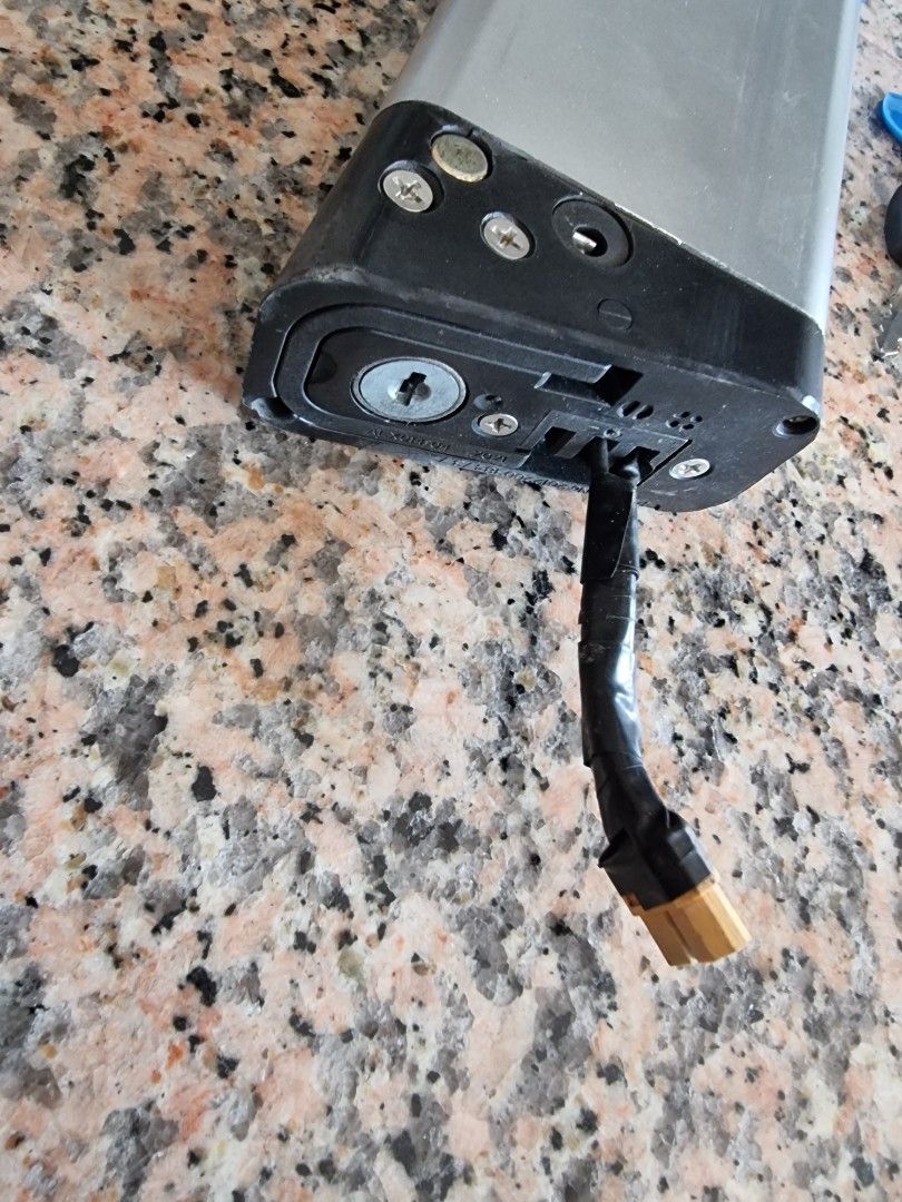 Zebra ebike battery, Sports Equipment, PMDs, E-Scooters & E-Bikes, E ...