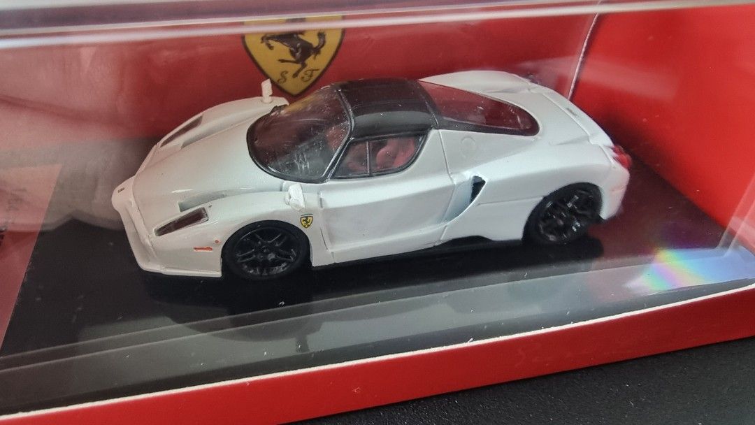 1:64 Ferrari Enzo (pair), Hobbies & Toys, Toys & Games on Carousell
