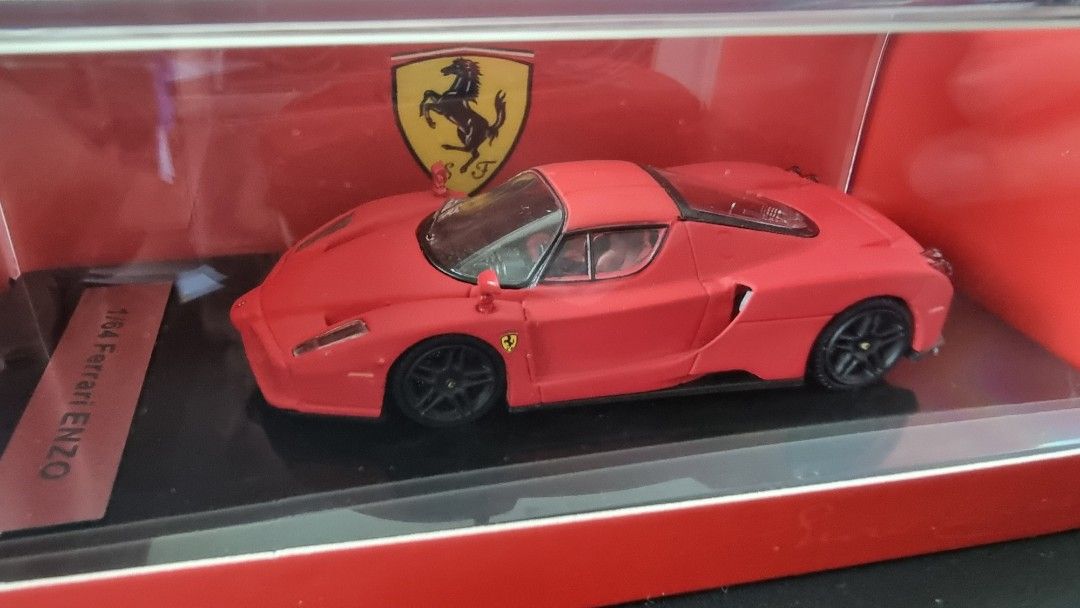 1:64 Ferrari Enzo (pair), Hobbies & Toys, Toys & Games on Carousell