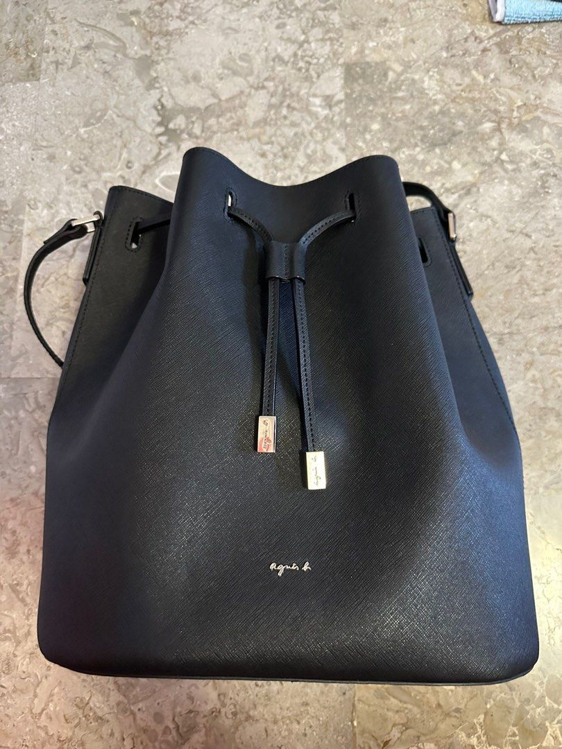 Agnes B Black Bucket Bag, Women's Fashion, Bags & Wallets, Shoulder ...