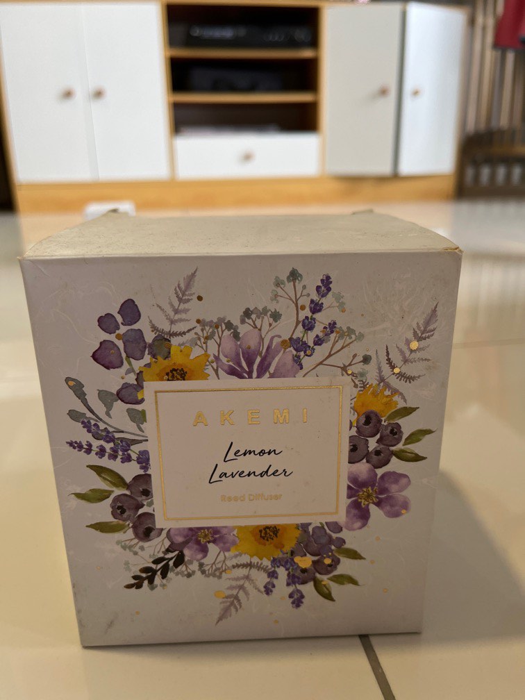 Akemi Lemon Lavender Reed Diffuser, Furniture & Home Living, Home Decor ...