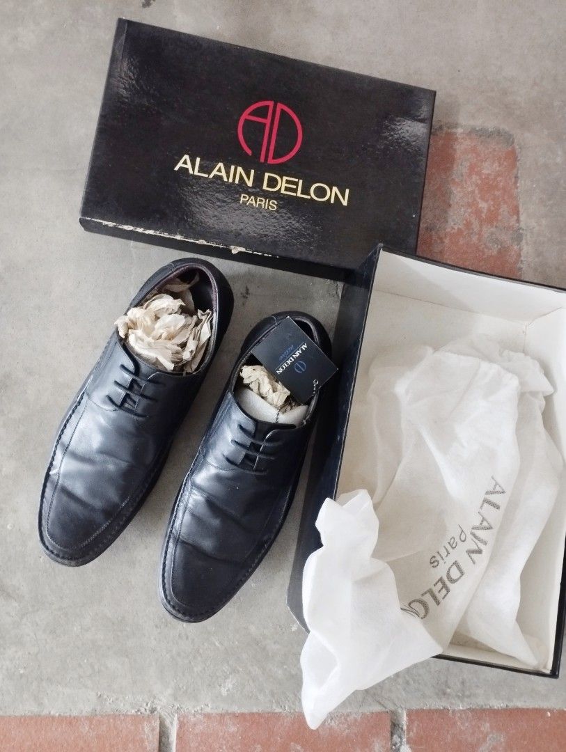 Alain Delon Black Leather Shoe size 6, Men's Fashion, Footwear, Casual ...