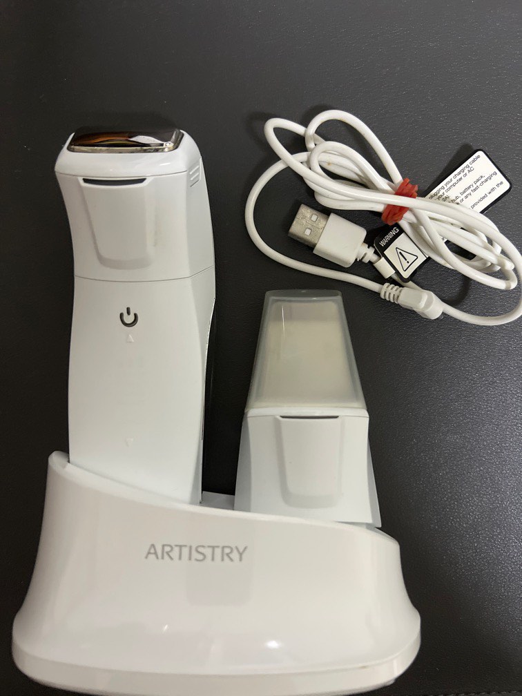 Artistry Dermasonic Device - cleansing and lifting device, Beauty ...