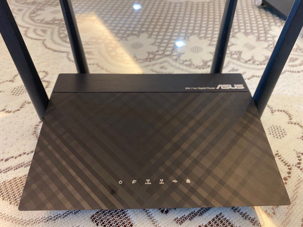 Asus wireless router AC100, Computers & Tech, Parts & Accessories ...