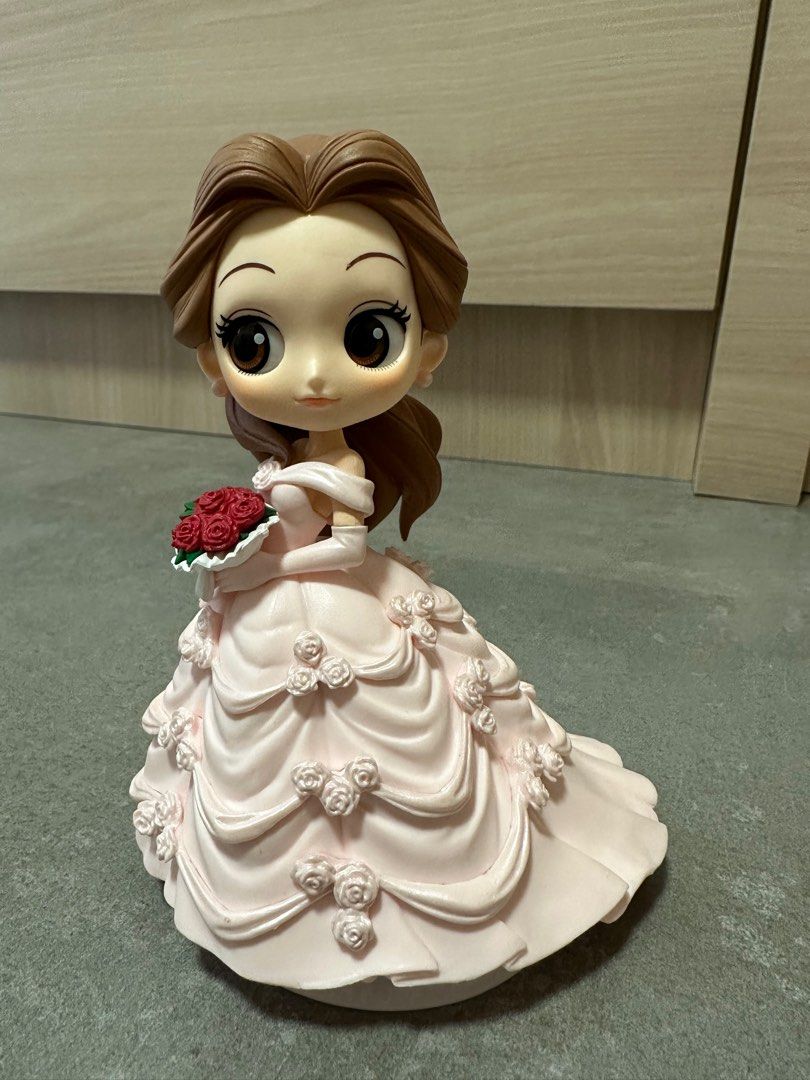 Banpresto Qposket Disney Characters Dreamy style (4 in a set), Hobbies ...
