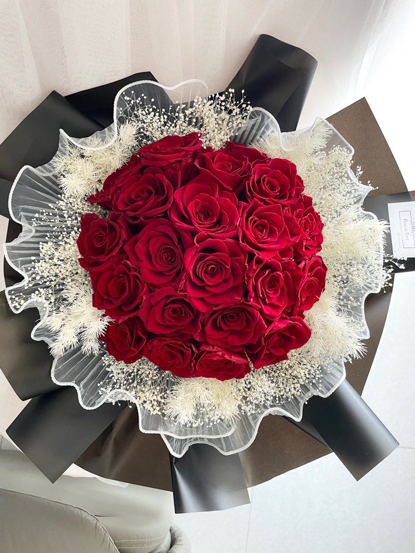 Bespoke 21 Preserved classic red roses bouquet/ proposal bouquet ...