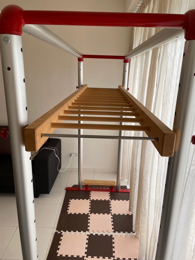 Brachiation ladder (monkey bars), Sports Equipment, Exercise & Fitness ...