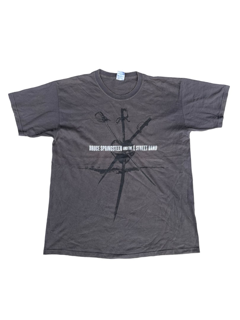 Bruce Springsteen & The E Street Band Tour T-shirt, Men's Fashion, Tops ...