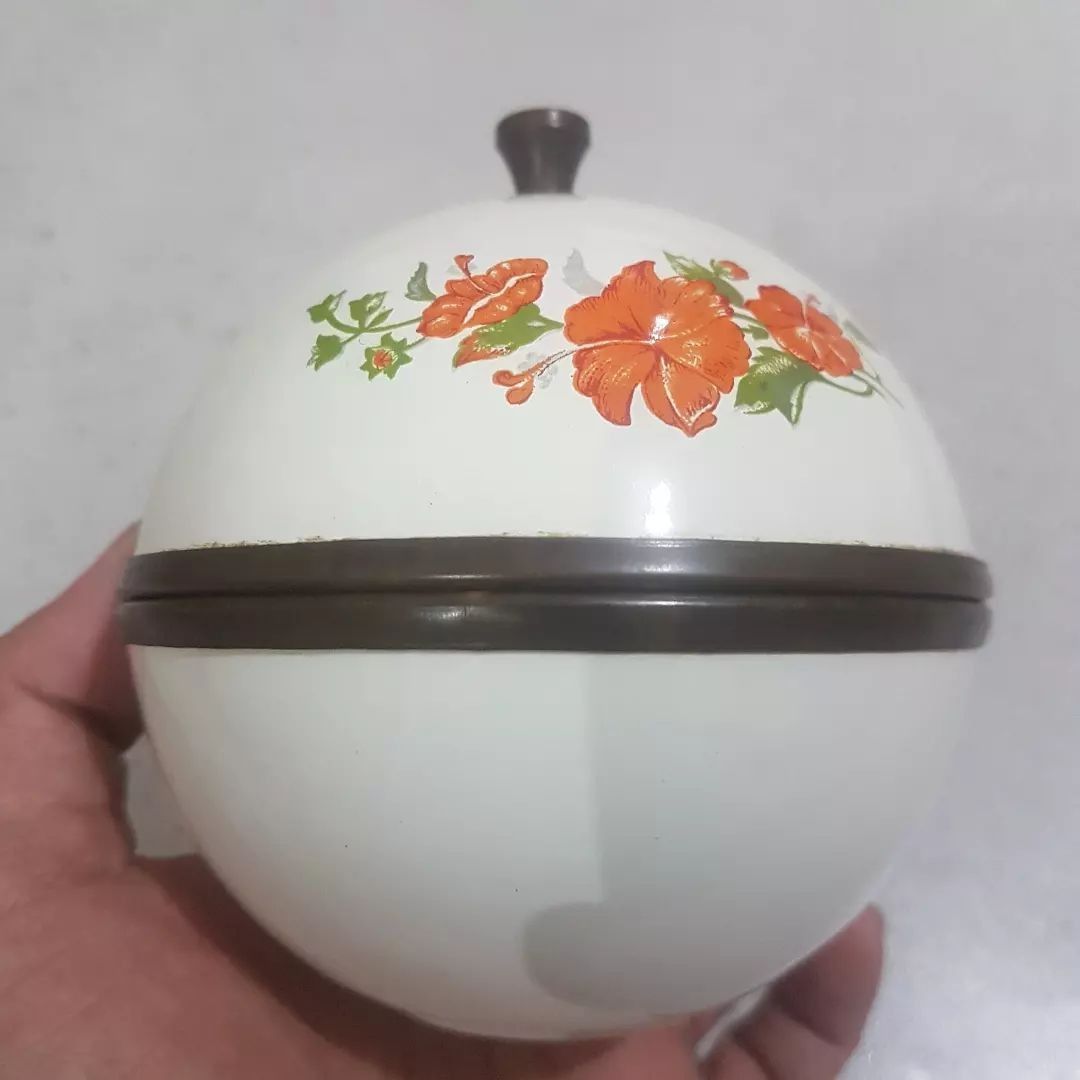 Cepuk tempat permen enamel shabby chic asli jadul, Kitchen & Appliances ...