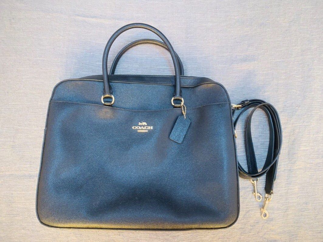 Coach (laptop) Bag, Women's Fashion, Bags & Wallets, Shoulder Bags on ...