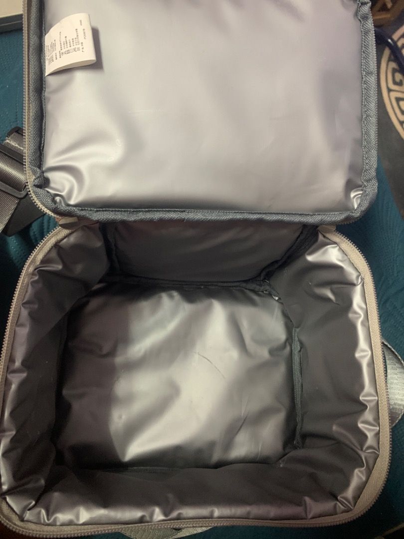 Cooler beg v-cool free ais pack, Babies & Kids, Nursing & Feeding ...