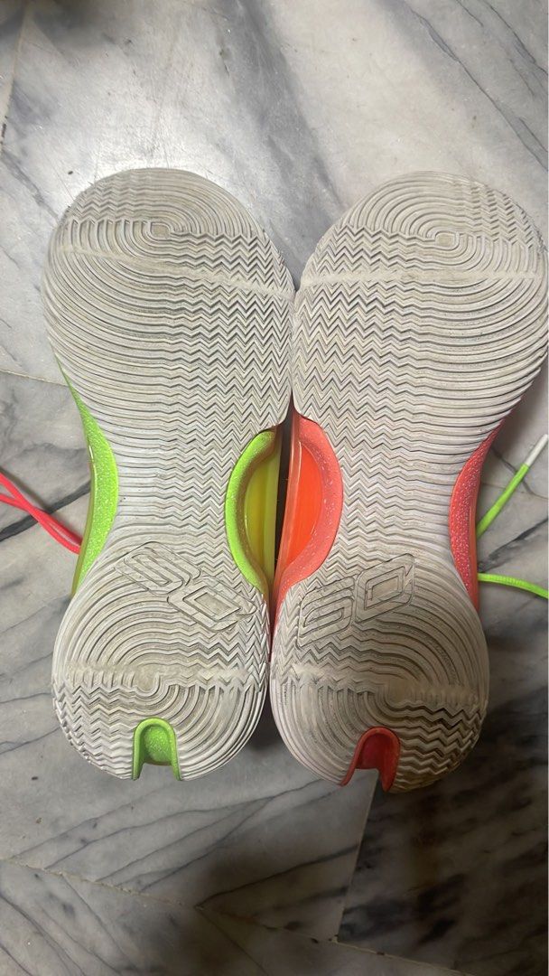 Curry 7 sour patch mismatch 100% authentic., Men's Fashion, Footwear ...