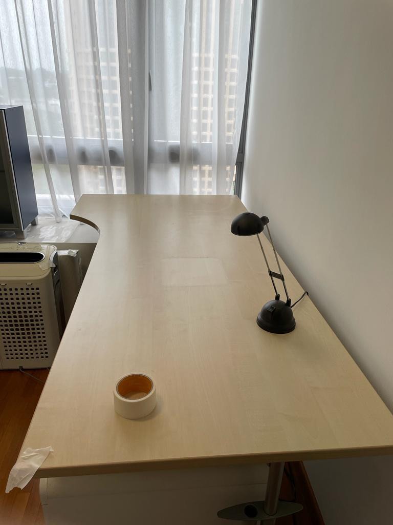 Desk, Furniture & Home Living, Furniture, Other Home Furniture on Carousell