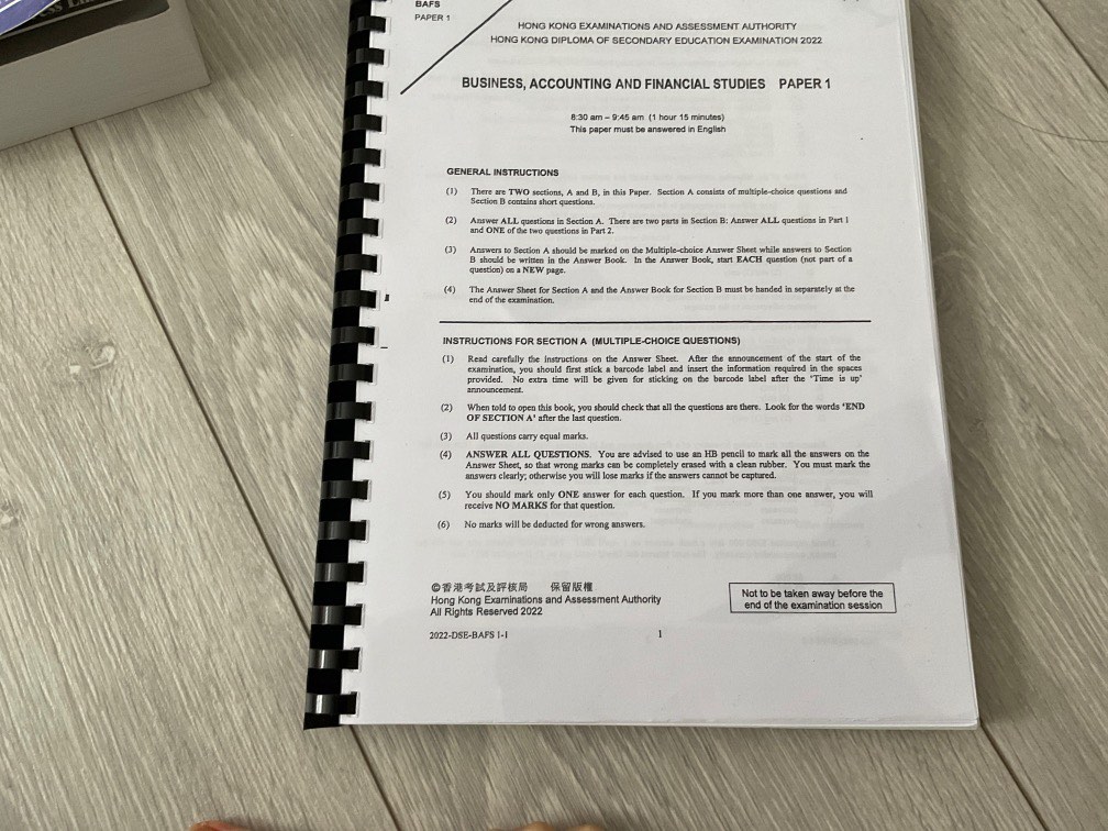 Dse bafs pastpapers (sample paper -2022), 興趣及遊戲, 書本 & 文具, 教科書 - Carousell