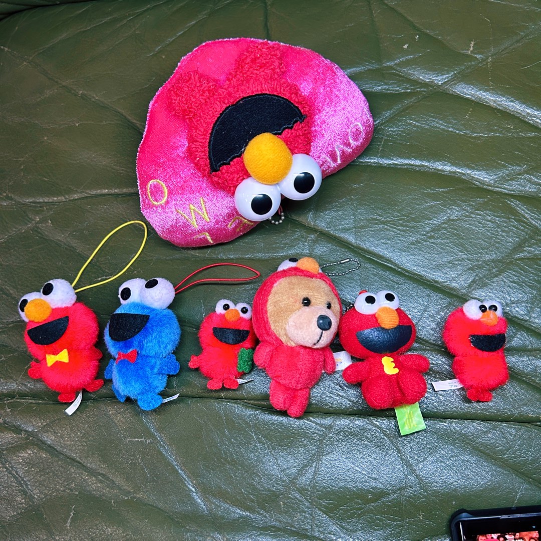 Elmo assorted, Hobbies & Toys, Toys & Games on Carousell