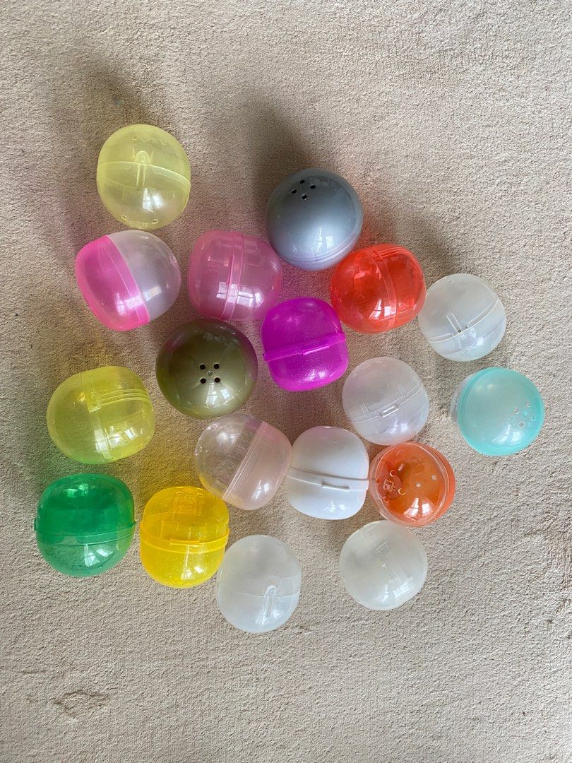 Empty gachapon, Hobbies & Toys, Toys & Games on Carousell