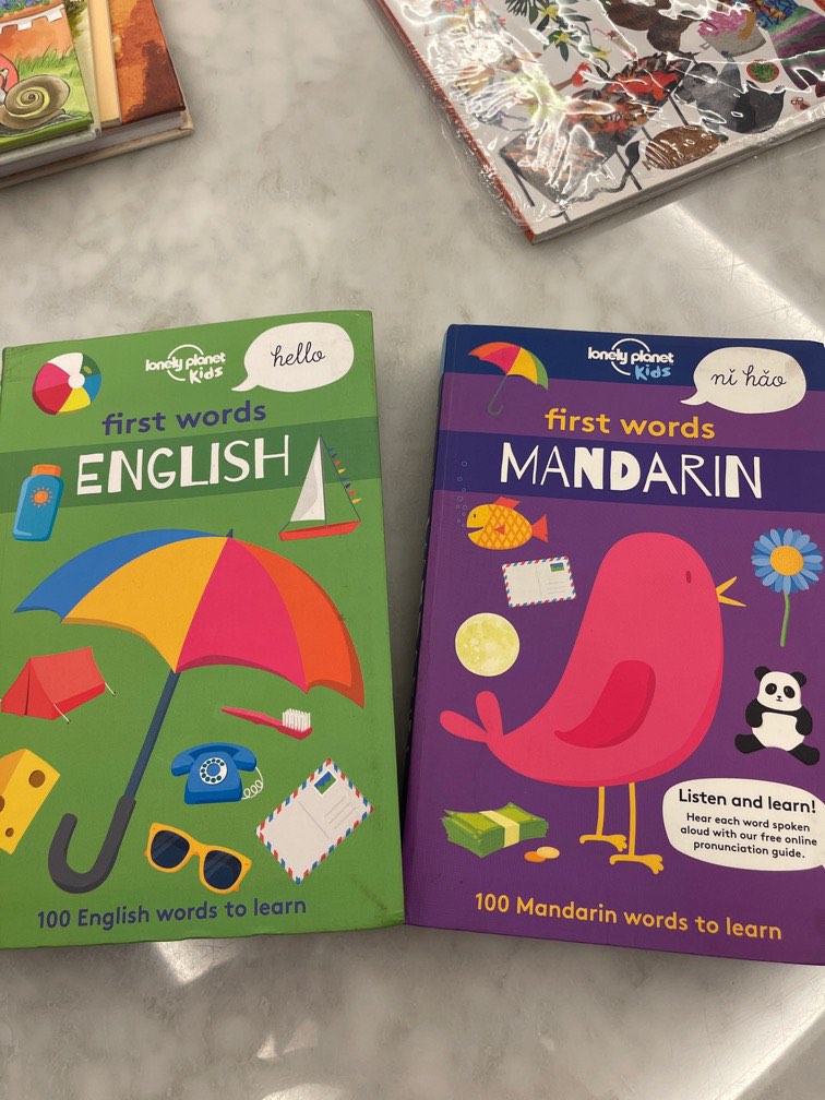 First words English and mandarine, Hobbies & Toys, Books & Magazines ...