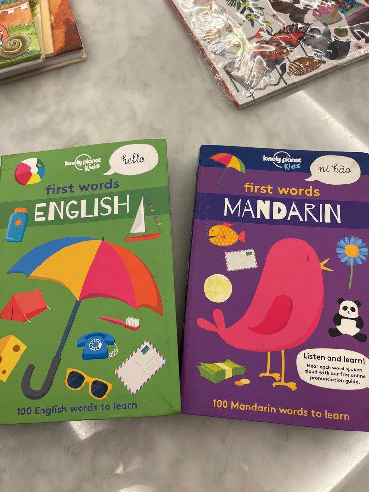 First words English and mandarine, Hobbies & Toys, Books & Magazines ...