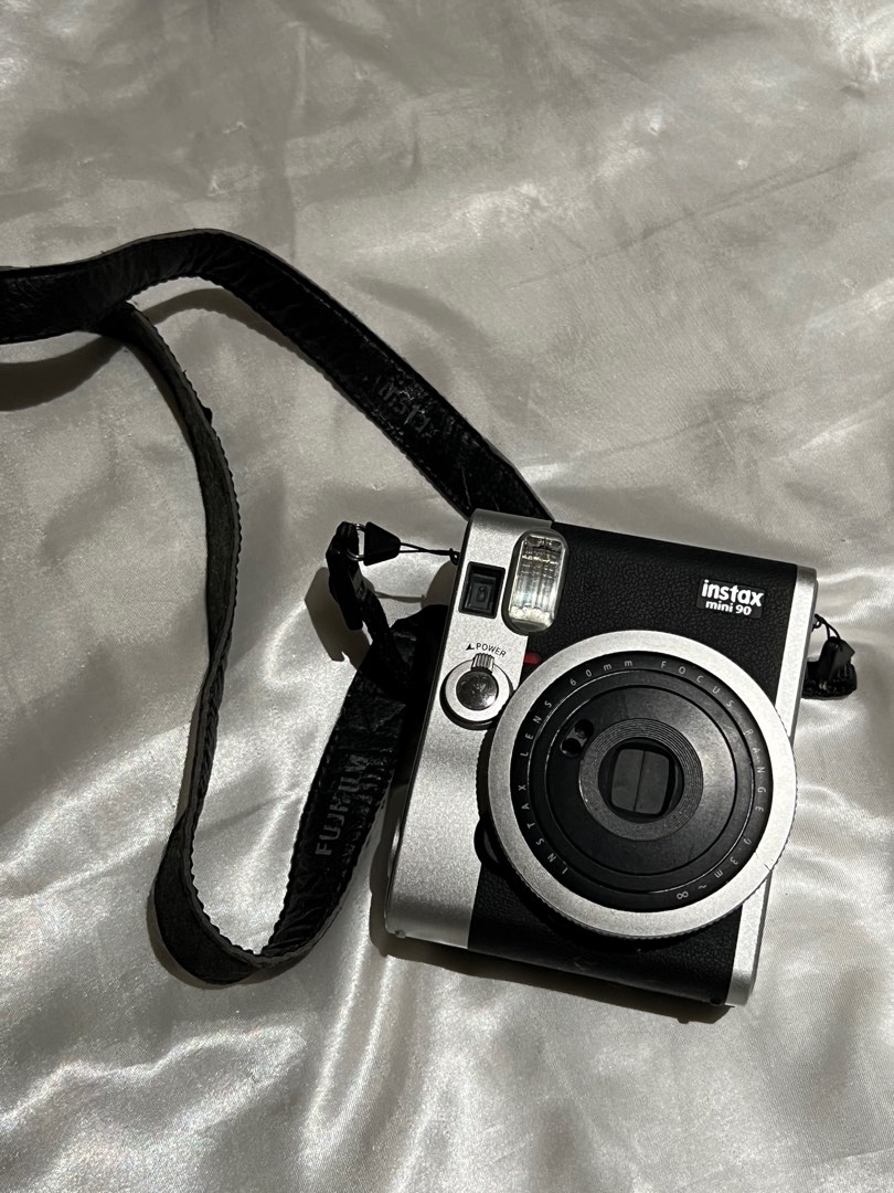 FUJIFILM Instax Neo 90 Black, Photography, Cameras on Carousell