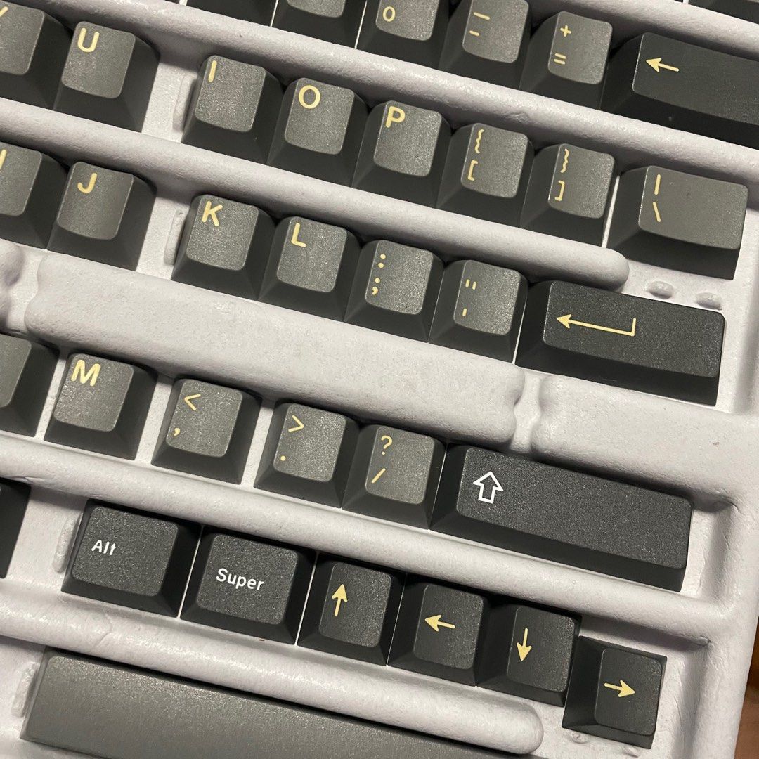 GMK Modern Dolch R2 (Standard Kit), Computers & Tech, Parts ...