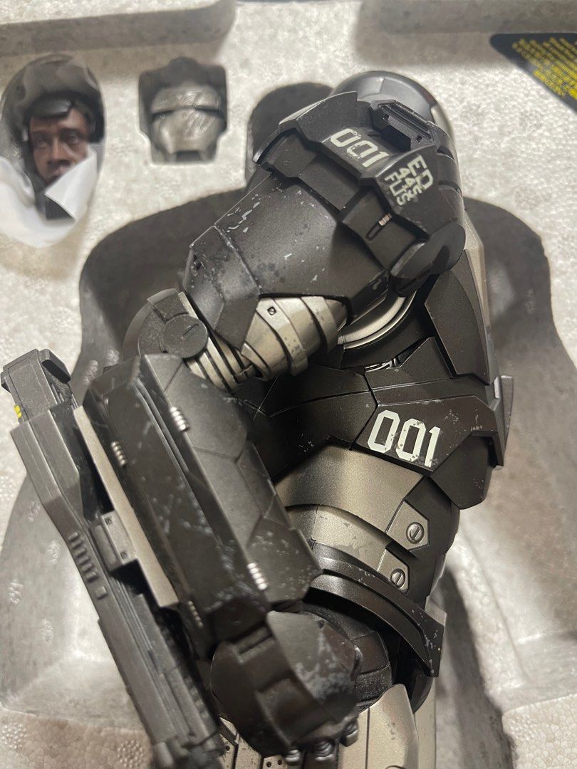 Hot toys marvel iron man 2 war machine mark 1 diecast mms331, 興趣及遊戲, 玩具 ...