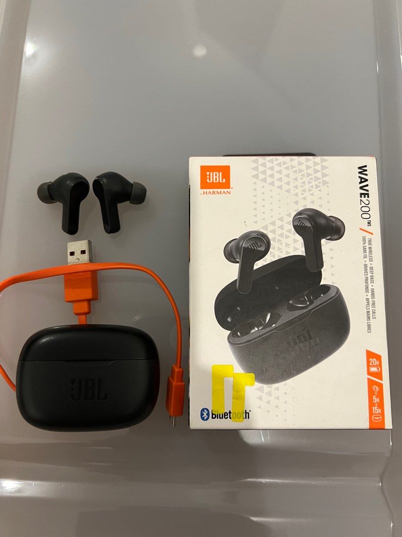 JBL 200 Wave Bluetooth Earphones, Audio, Earphones on Carousell