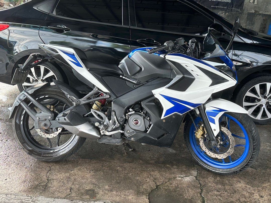 Kawasaki Rs 200, Motorbikes, Motorbikes for Sale on Carousell