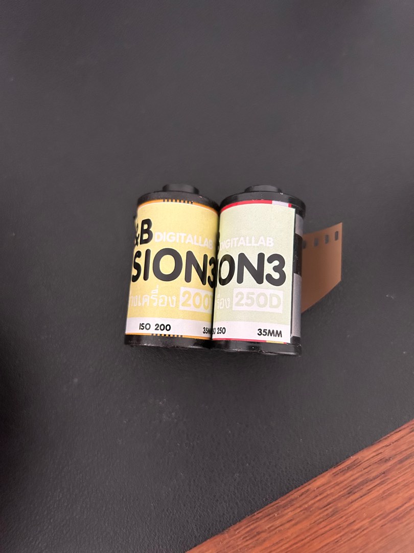 Kodak Vision 3 250D and 200T 36 Exposures Cinematic Color Film ...