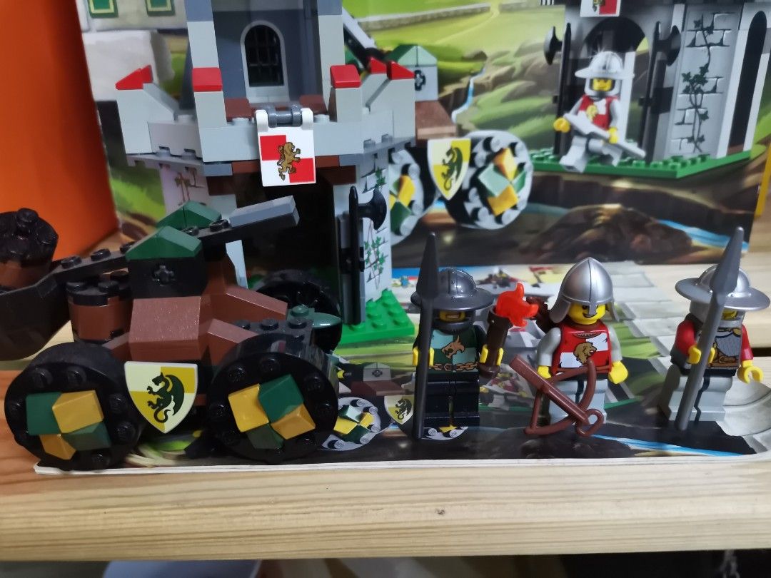 LEGO KINGDOMS 7948 OUTPOST ATTACK, Hobbies & Toys, Toys & Games on ...