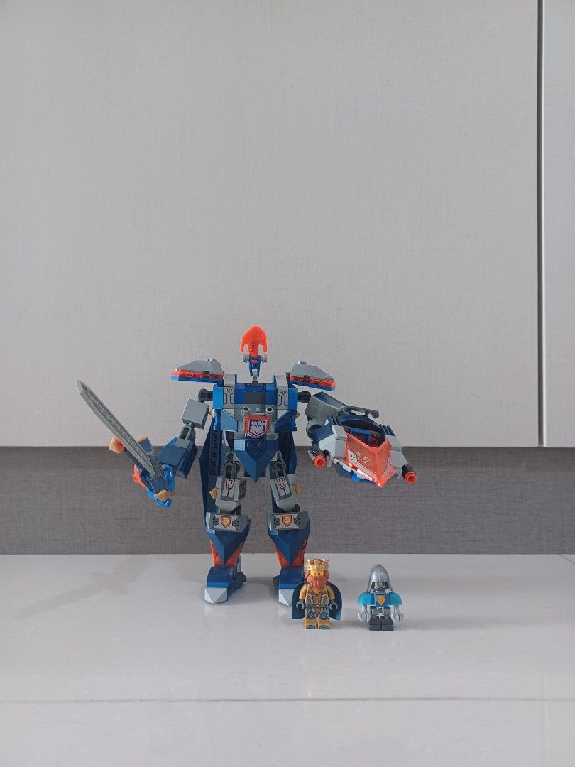 LEGO Nexo Knights 70327 The King's Mech, Hobbies & Toys, Toys & Games ...