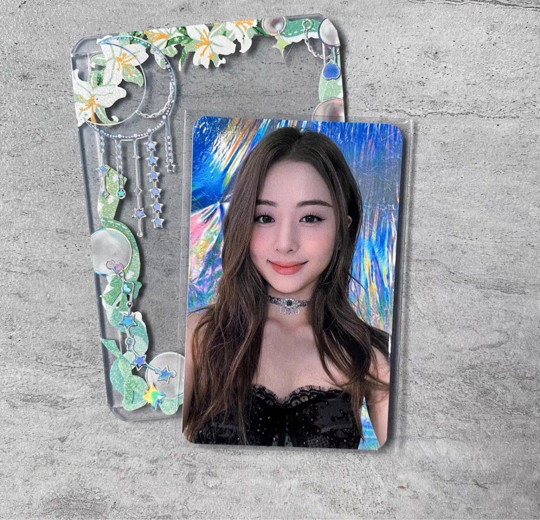 LESSERAFIM YUJIN M2U PHOTOCARD PC, Hobbies & Toys, Collectibles ...