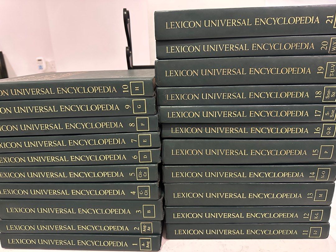 Lexicon Universal Encyclopedia set of 21., Hobbies & Toys, Books ...