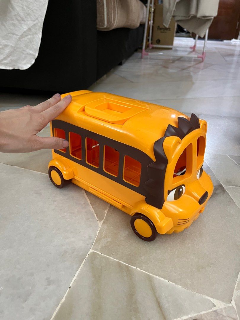 Lion bus, Babies & Kids, Infant Playtime on Carousell