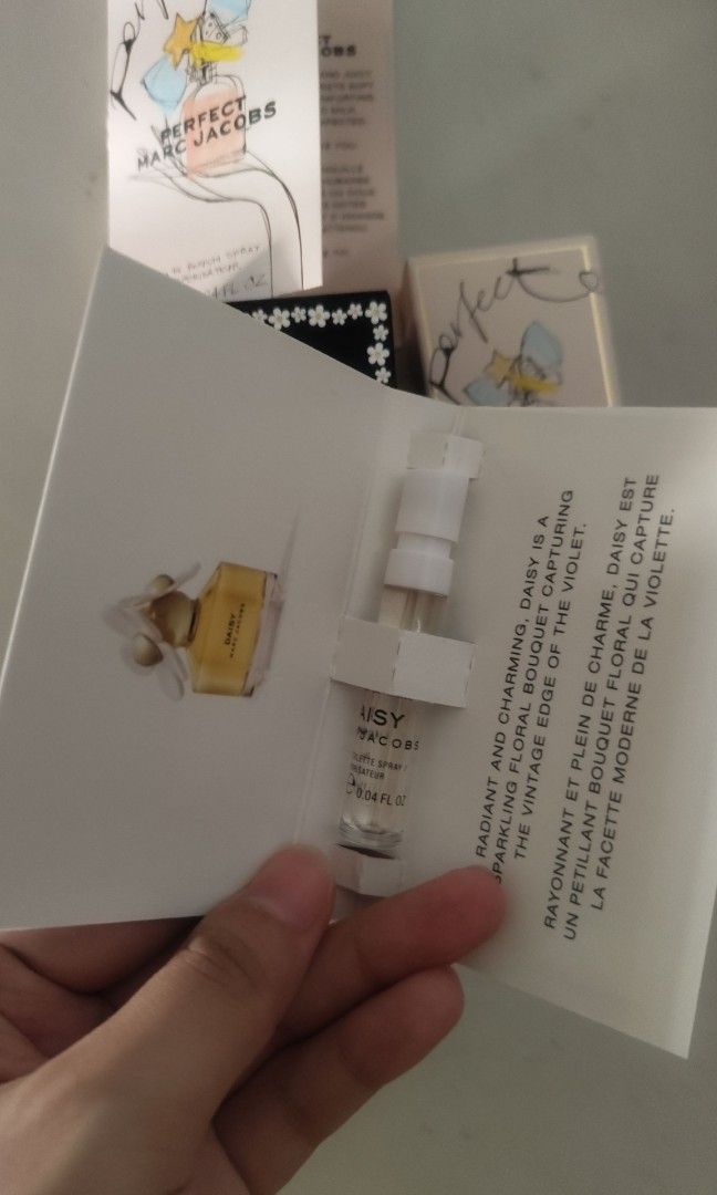 Marc Jacobs Miniature Perfume Perfect 5ml EDP and Daisy 4ml EDT and ...