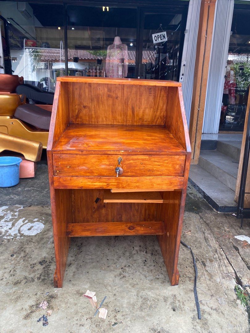 (782) Meja Kasir Kayu Kecil ukuran LxPxT = 60x 50x 100, Perabotan Rumah ...