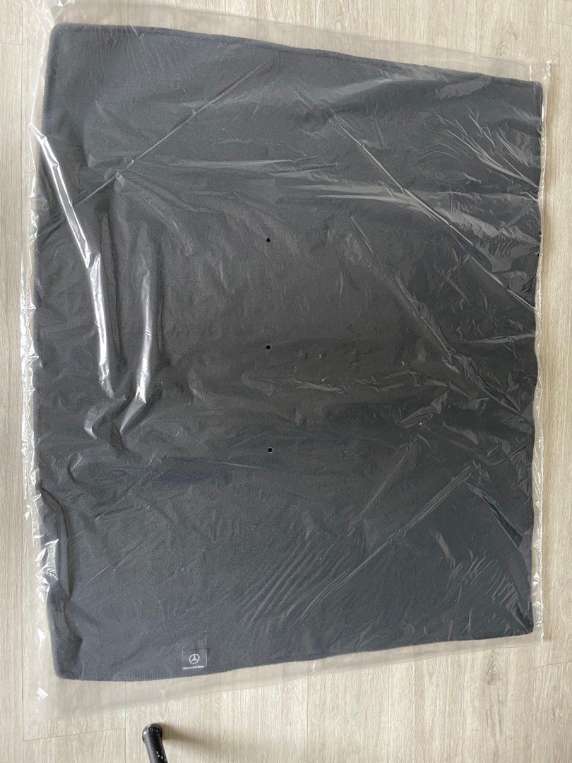 Mercedes GLB original boot mat, Car Accessories, Accessories on Carousell