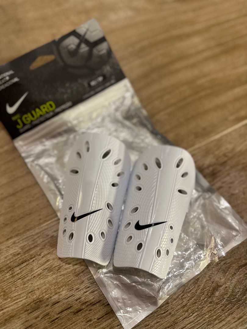 Nike J Guard XS, 兒童＆孕婦用品, 嬰兒及小童流行時尚 - Carousell