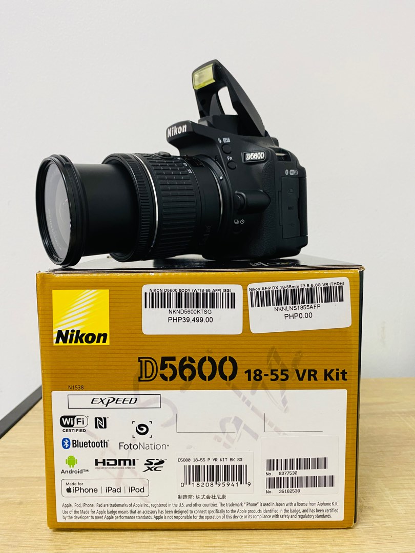 Nikon d5600 with 18-55mm lens, Photography, Cameras on Carousell