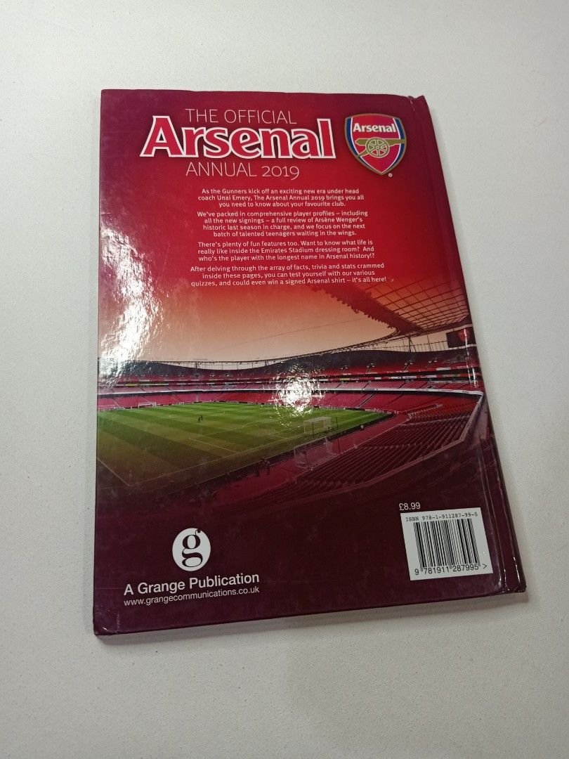 Official Arsenal Annual 2019 Magazine, Hobbies & Toys, Books ...