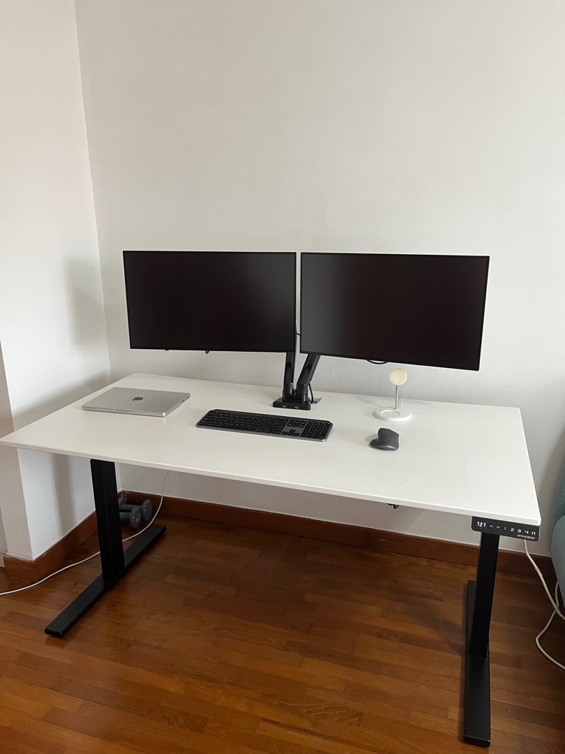 Omnidesk Table White Large (153x76cm) with mounted power bar, Furniture ...