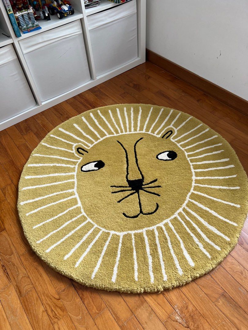 Original OYOY Lion rug (95cm diameter), Furniture & Home Living, Home ...