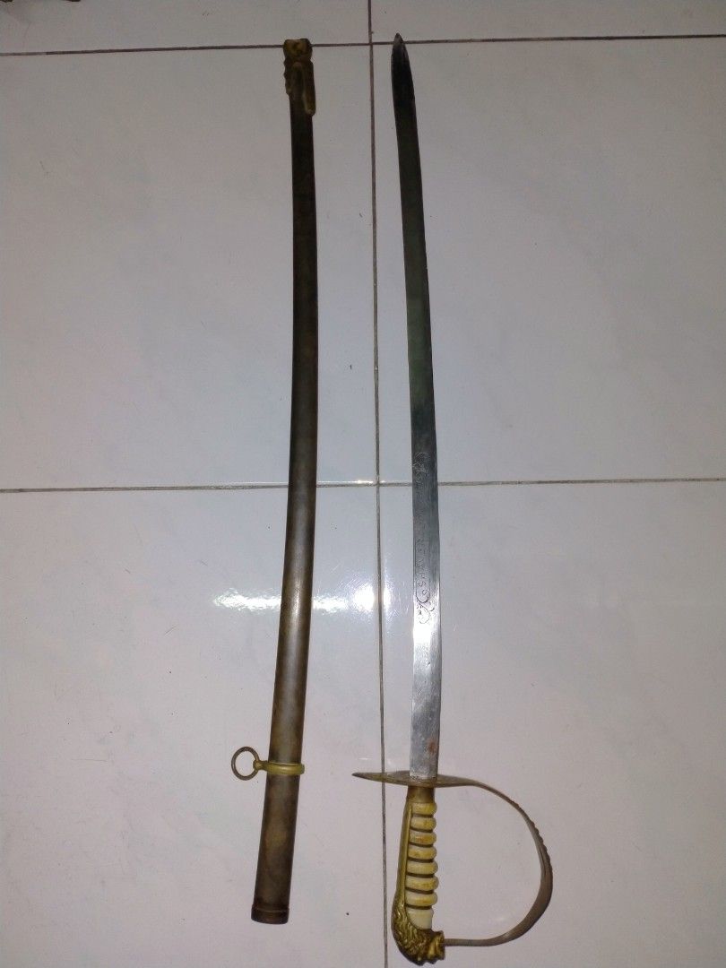Pedang Kuno VOC, Antik, Pajangan di Carousell