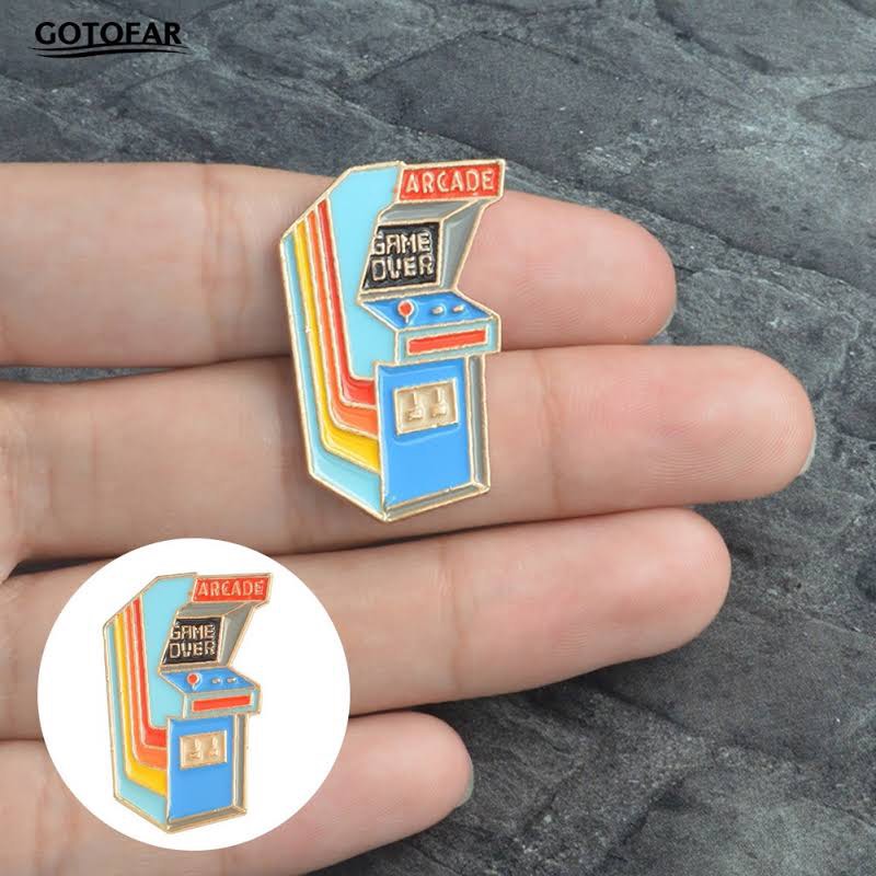 Retro arcade enamel pin, Hobbies & Toys, Stationery & Craft, Other Stationery & Craft on Carousell