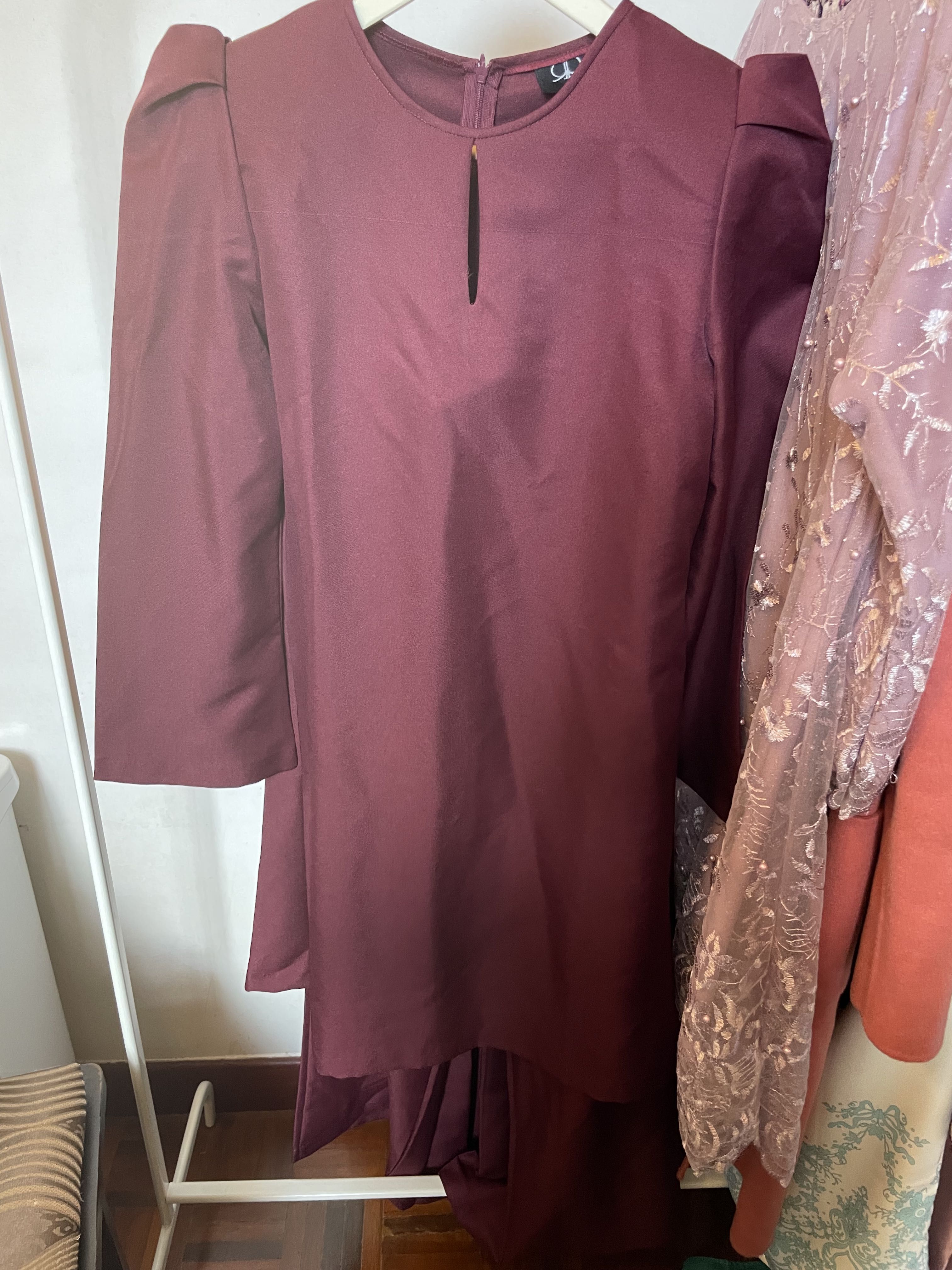 RIZMAN RUZAINI, Women's Fashion, Muslimah Fashion, Baju Kurung & sets ...