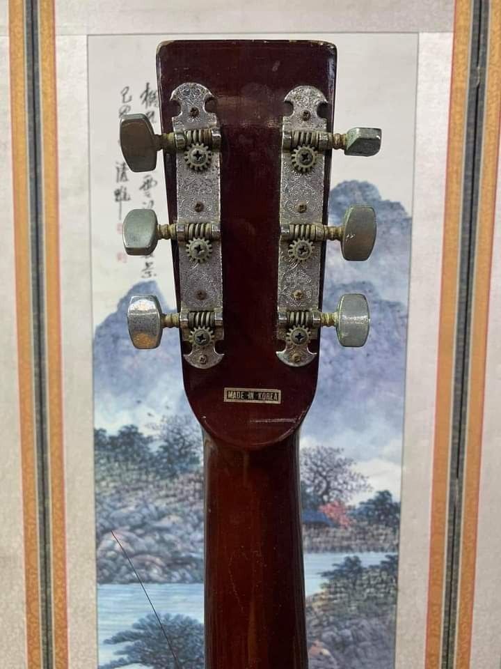 Samick Acoustic Guitar on Carousell