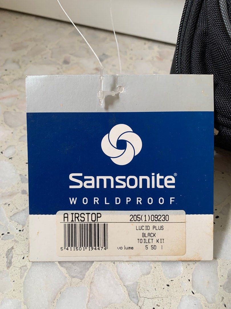 Samsonite Worldproof 225 Series Airstop Plus Lucid Plus Toilet Kit ...