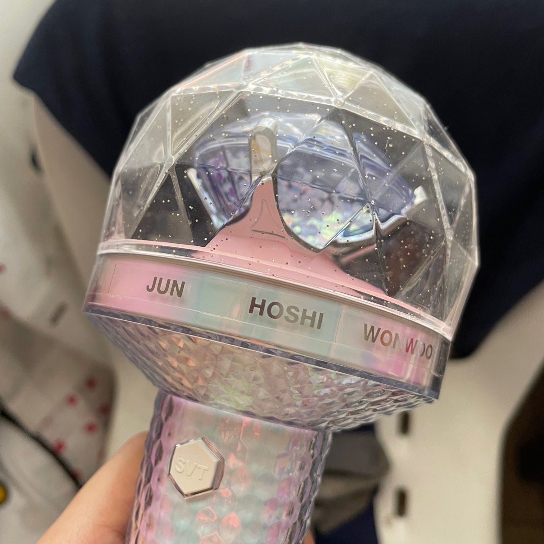 seventeen caratbong lightstick version 2, Hobbies & Toys, Memorabilia ...